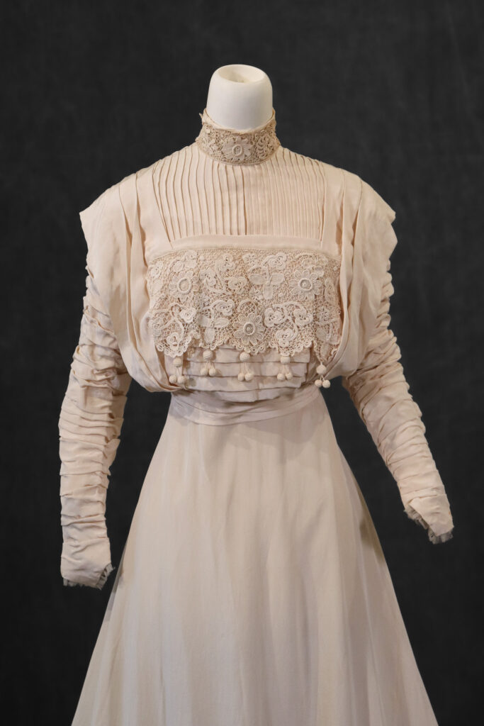 Wedding Dress 1908 - New Canaan Museum and Historical Society
