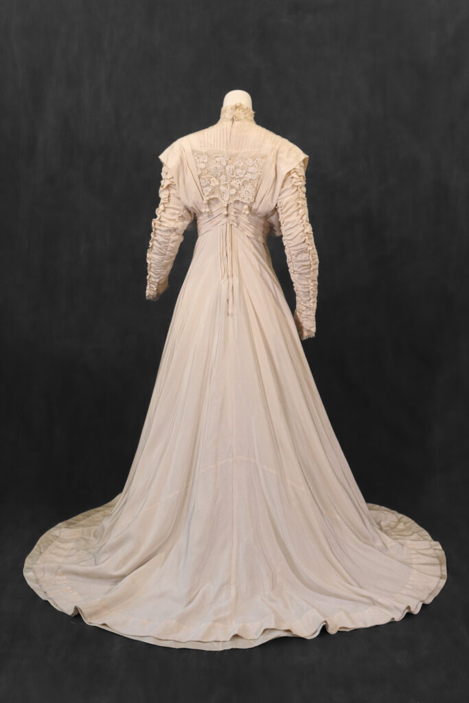 Wedding Dress 1908 - New Canaan Museum and Historical Society