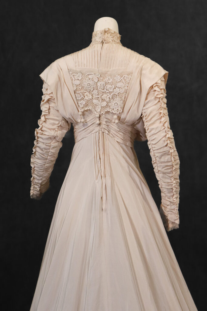 Wedding Dress 1908 - New Canaan Museum and Historical Society